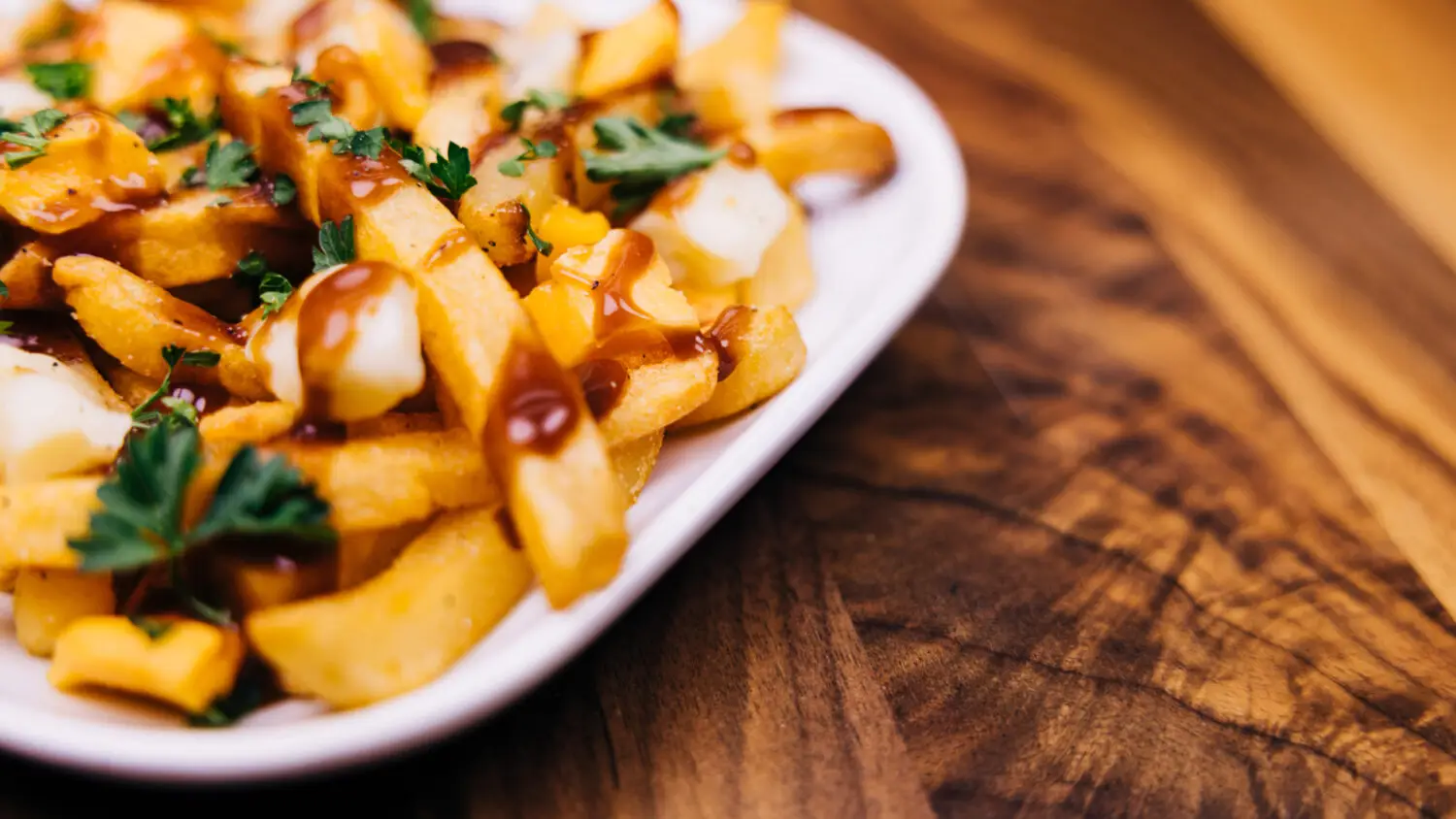 Michigan Street Restaurants Feature Quirky Poutine Dishes – Well Design ...